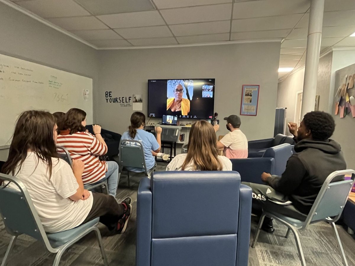 Women teaches ASL classes, promotes inclusion - Observer-Reporter